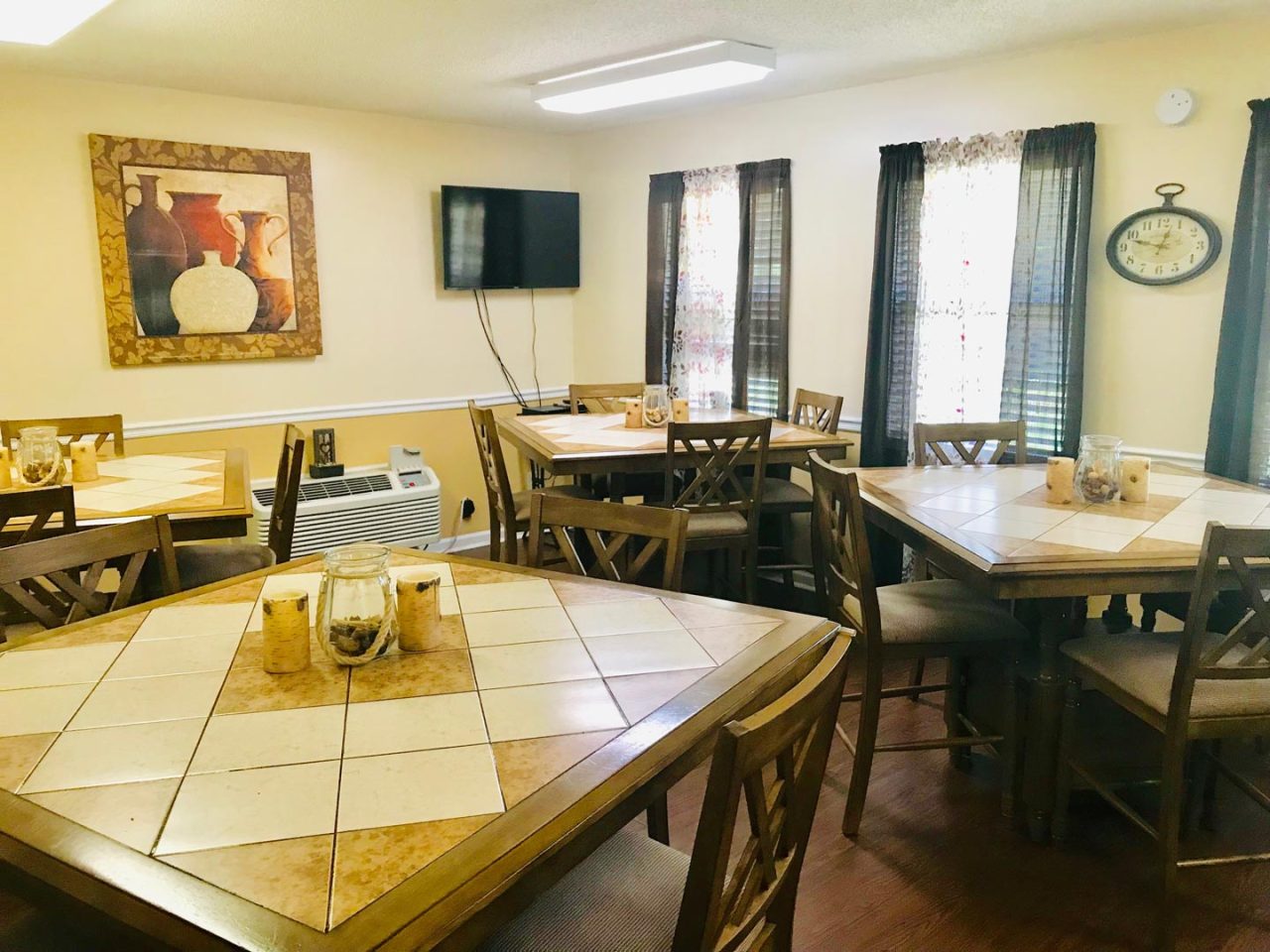 Jean McCabe Manor | Mansermar